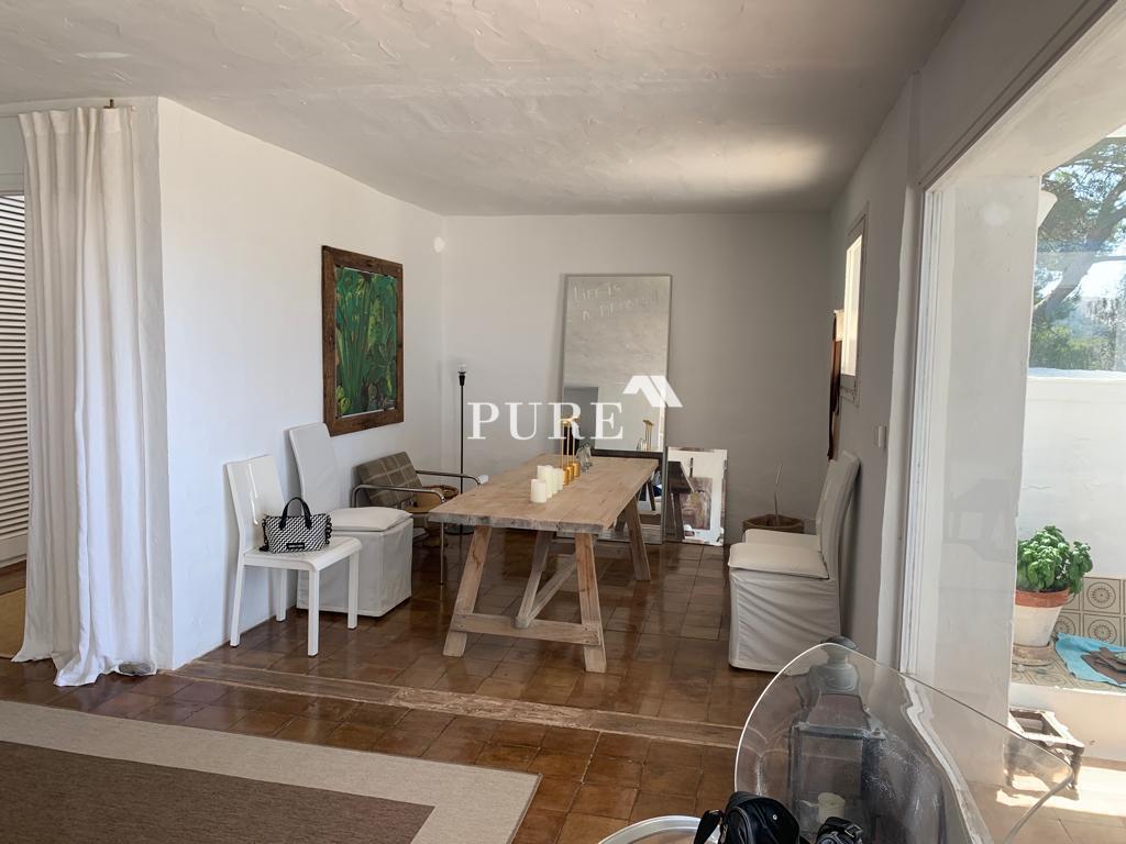 VILLA CON VISTAS PANORÁMICAS, PISCINA Y AMPLIO JARDÍN EN CAN FURNET